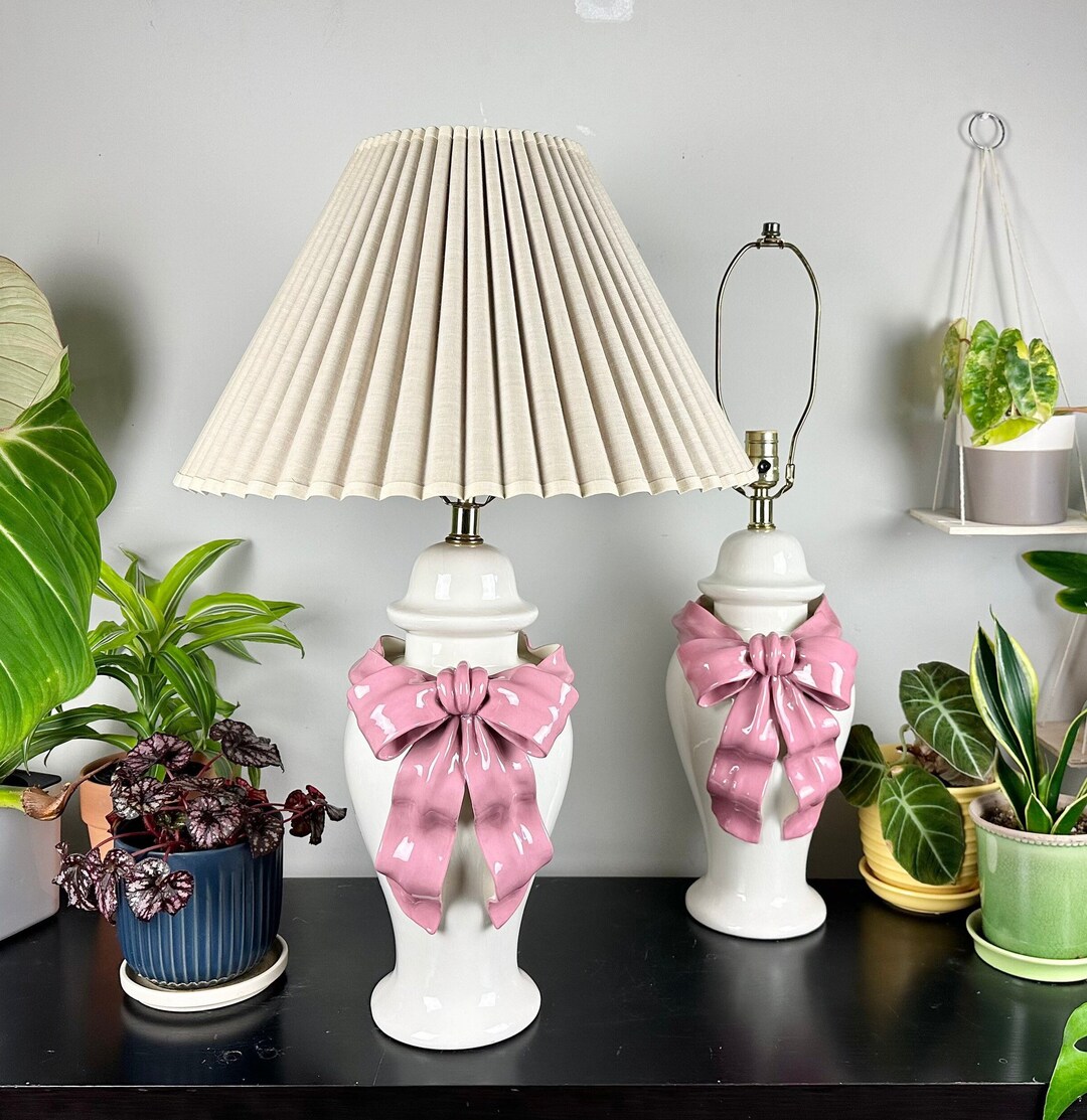 A Pair of Ceramic Ribbon Bow Table Lamps / Ginger Jar Ribbon - Etsy