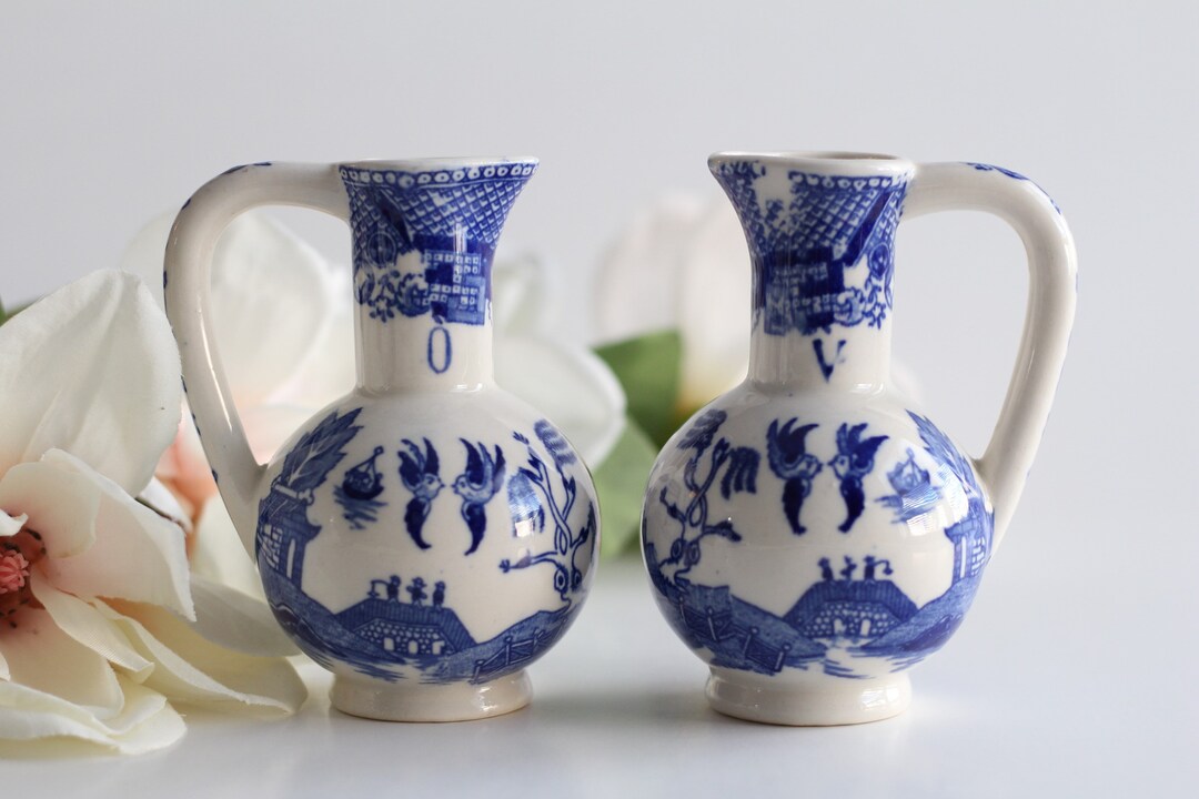 Beautiful Vintage Asian Pitcher / Asian White and Blue Pitcher ...