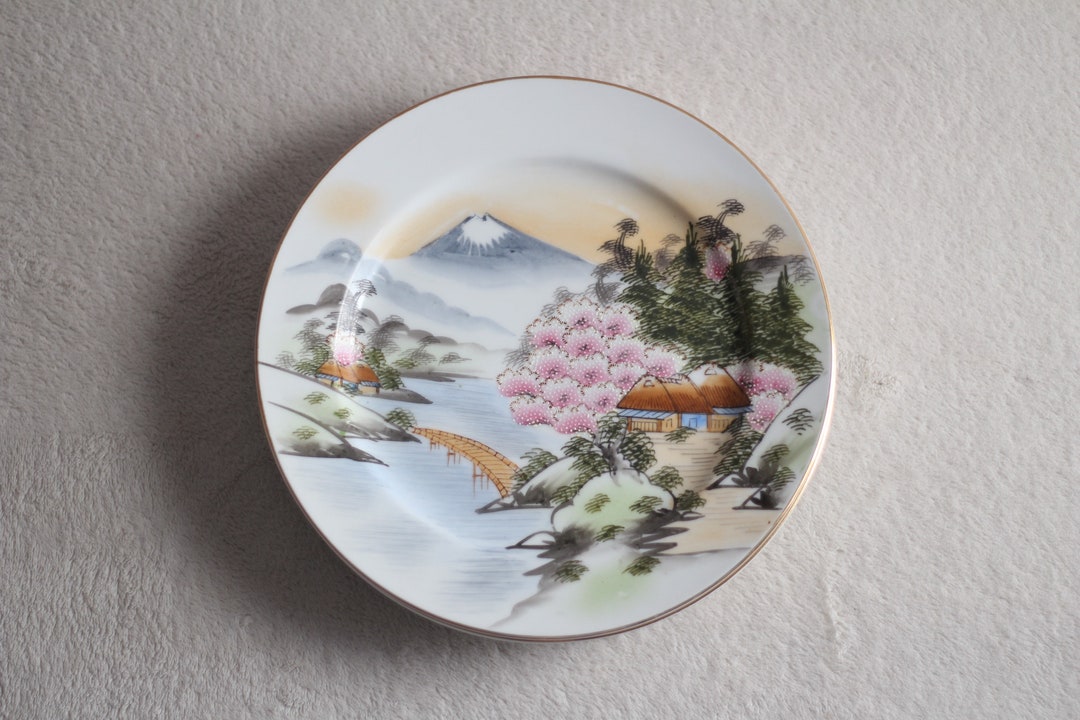 Vintage Asian Porcelain Plates / Japanese Dinner Plates / Set of 4 - Etsy