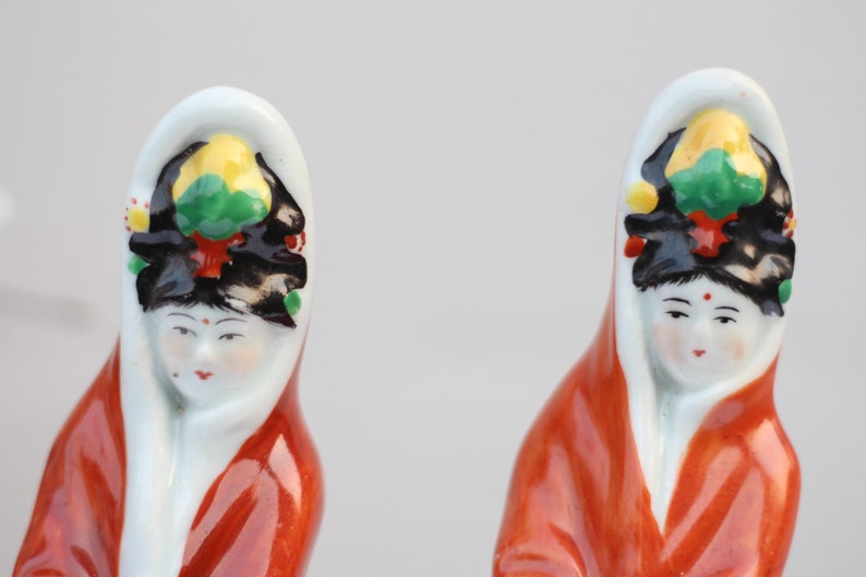A Pair of Chinese Women Statues / Chinese Porcelain Statue / Vintage ...