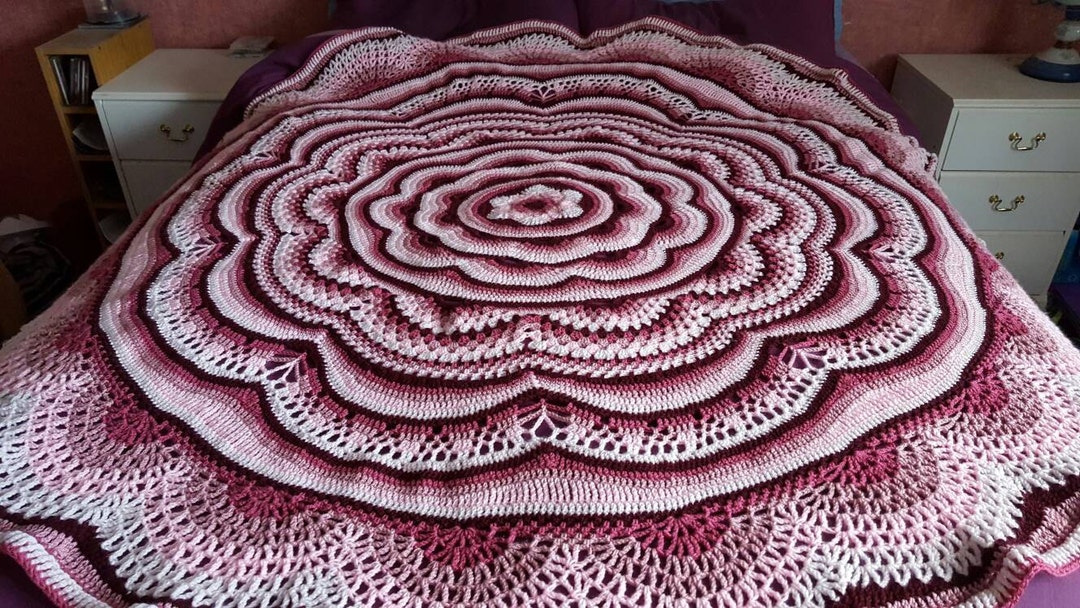 Large Afghan Blanket, Crochet Blanket, Round Afghan, Flower Blanket ...