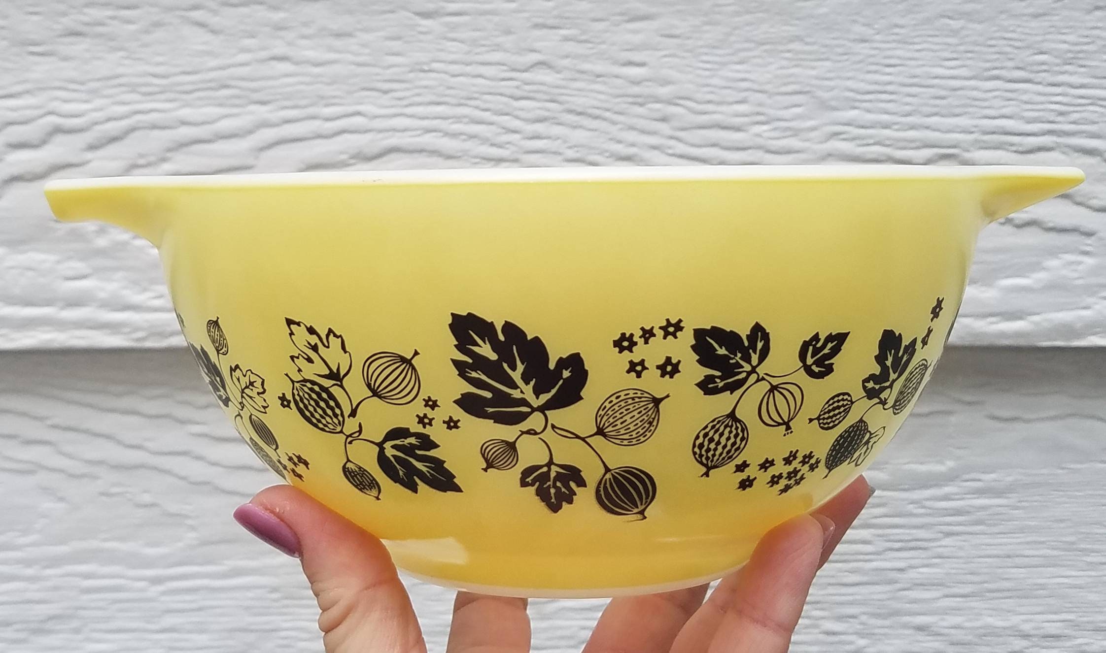 Yellow and Black Gooseberry Pyrex Bowl Three Piece Set - Etsy