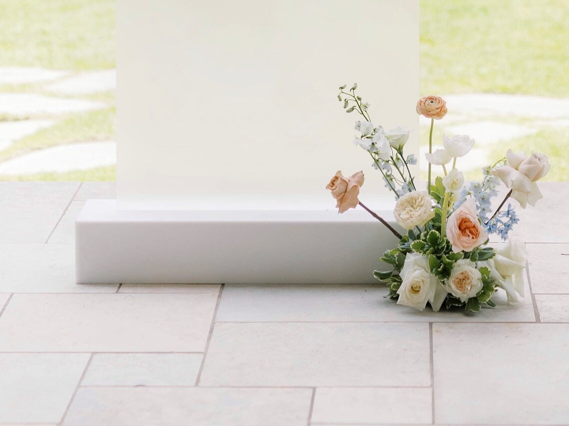 Large Welcome Sign Stand Wedding Sign Stand Modern Sign - Etsy