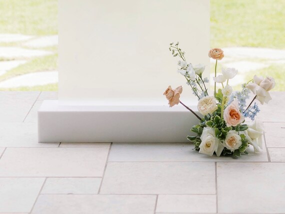 Large Welcome Sign Stand Wedding Sign Stand Modern Sign - Etsy