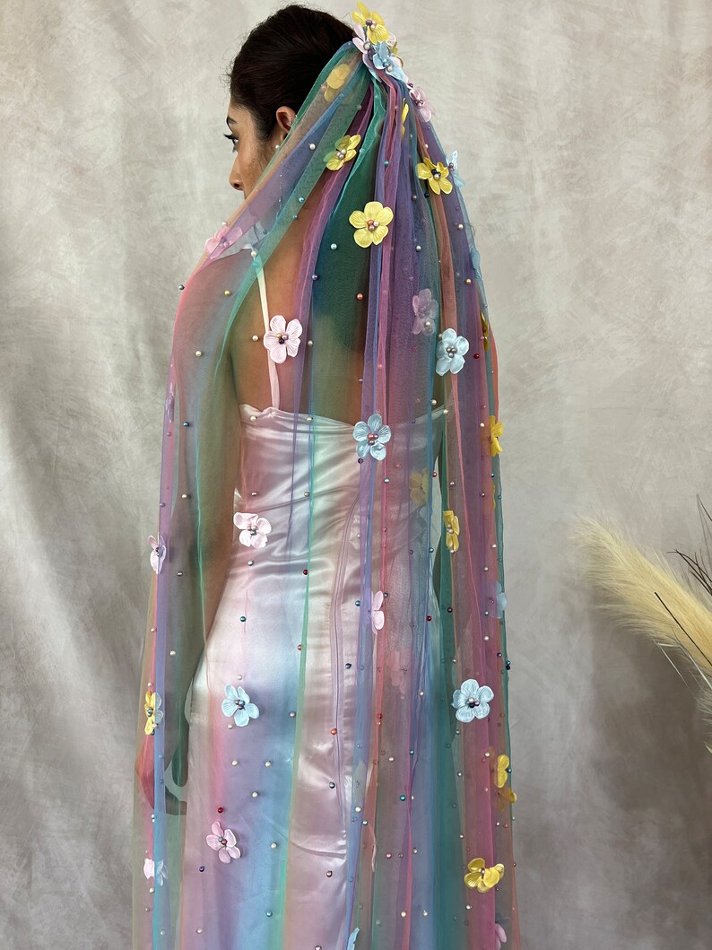 Unicorn Bridal Veil, Rainbow Wedding Veil, Multicolor 3D Flower Bridal ...