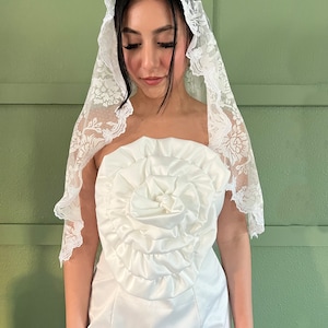 Mantilla Wedding Veil, Vintage Floral Lace Veil, Short Lace Veil ...