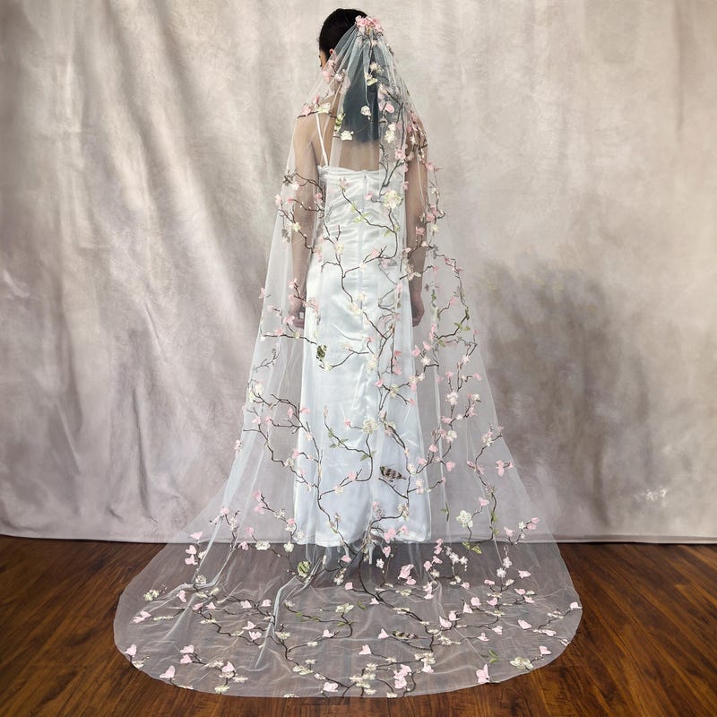 Floral Embroidered Veil - Etsy