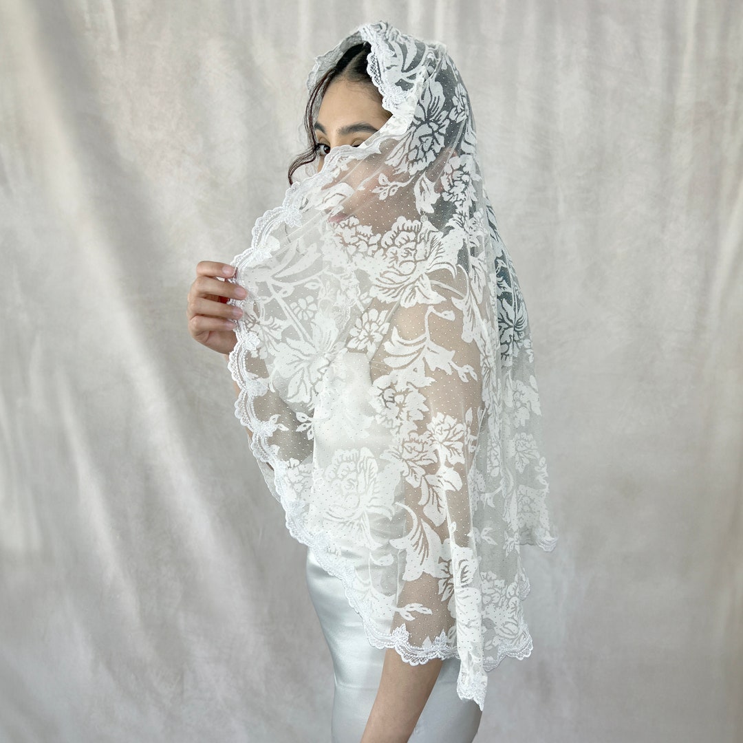 Mantilla Wedding Veil, Vintage Floral Lace Veil, Short Lace Veil ...