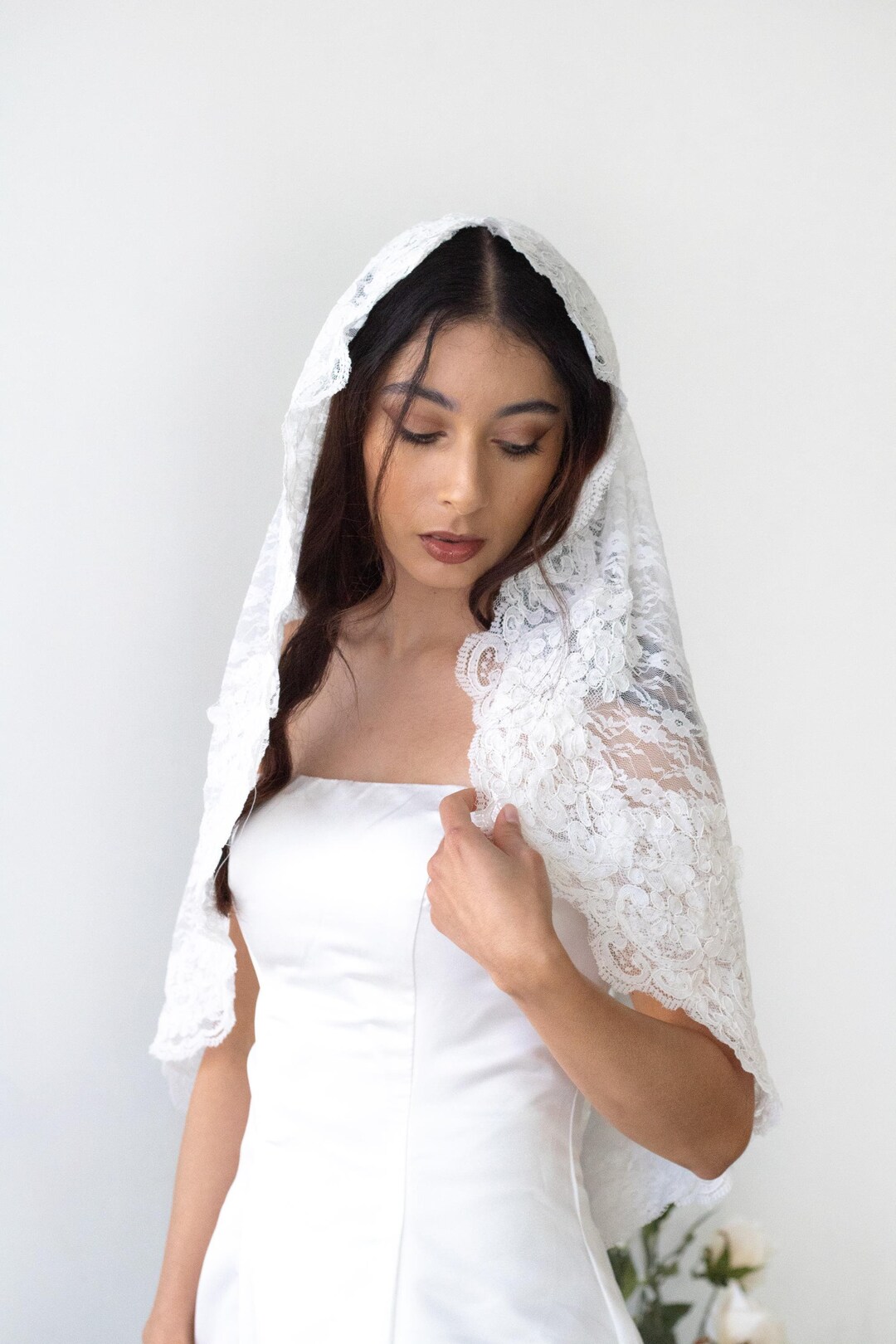 Mantilla Wedding Veil, Vintage Floral Lace Veil, Short Lace Veil ...