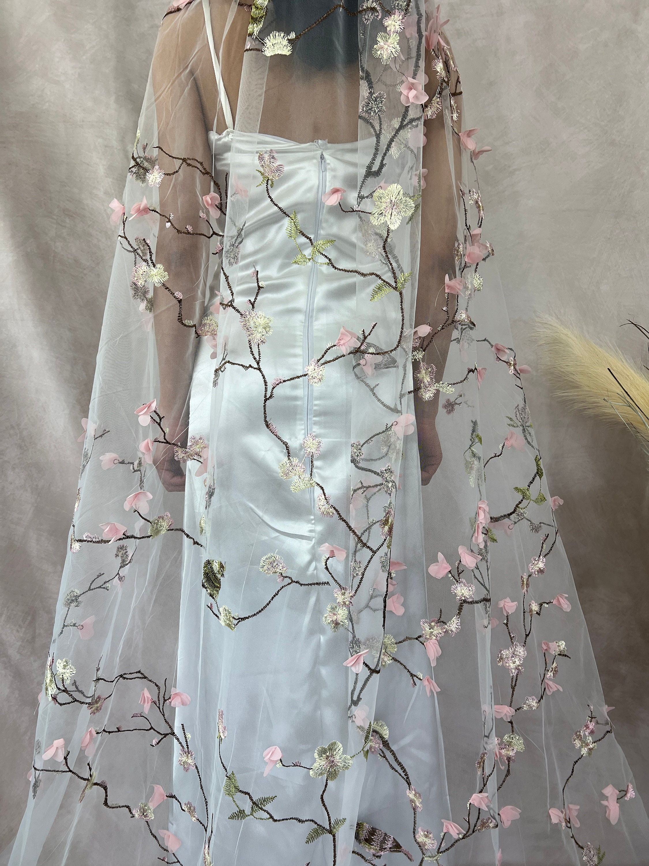 Secret Garden Bridal Veil, Colored Flower Veil, Flower Embroidered ...