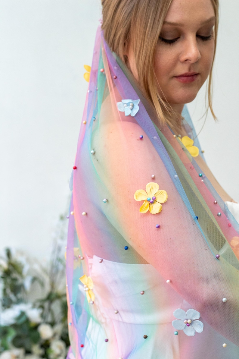 Unicorn Bridal Veil, Rainbow Wedding Veil, Multicolor 3D Flower Bridal ...