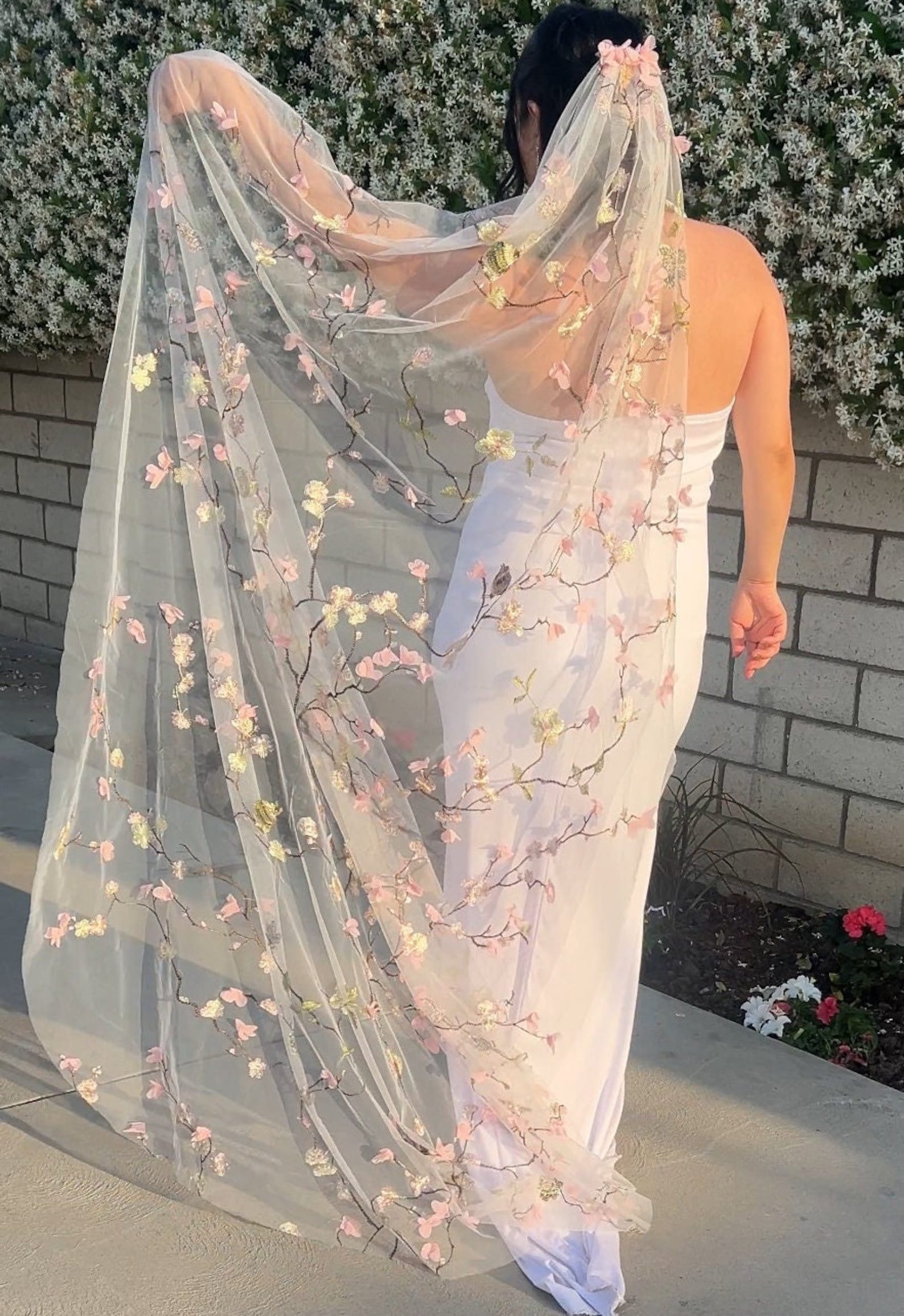 Secret Garden Bridal Veil, Colored Flower Veil, Flower Embroidered ...