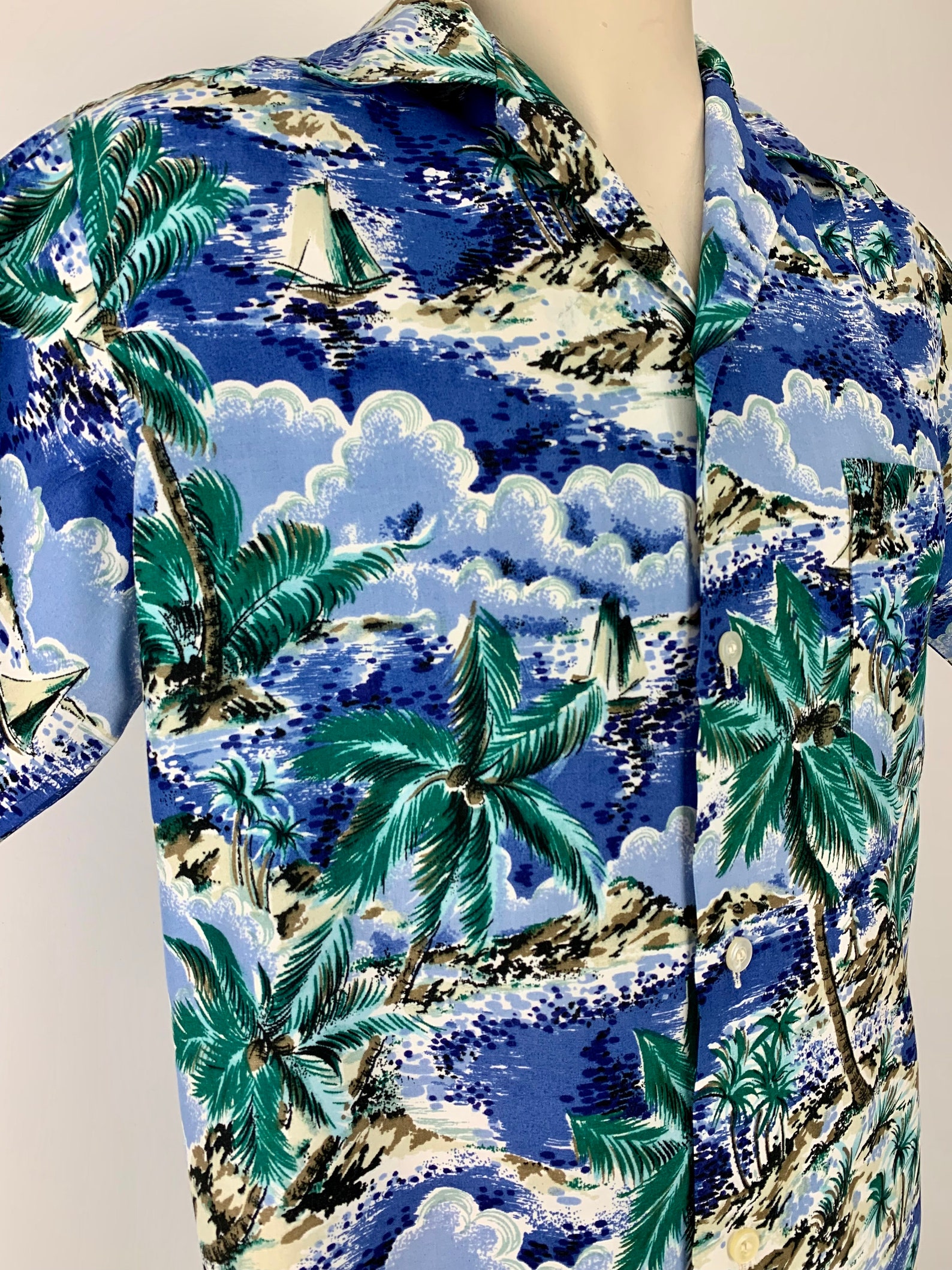 1950's Hawaiian Shirt - BRENT LABEL - 100% Rayon - Beautiful Ocean Blue ...