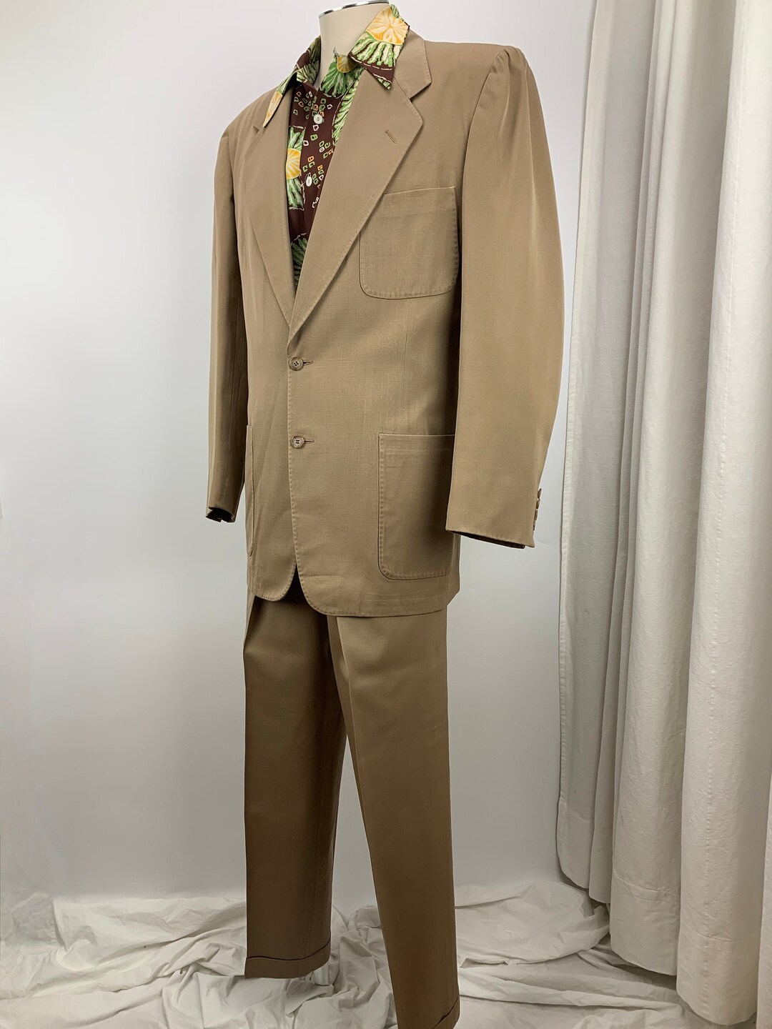 1940's-50's Gabardine Suit Putty Color 2 Button Jacket Closure Ventless ...