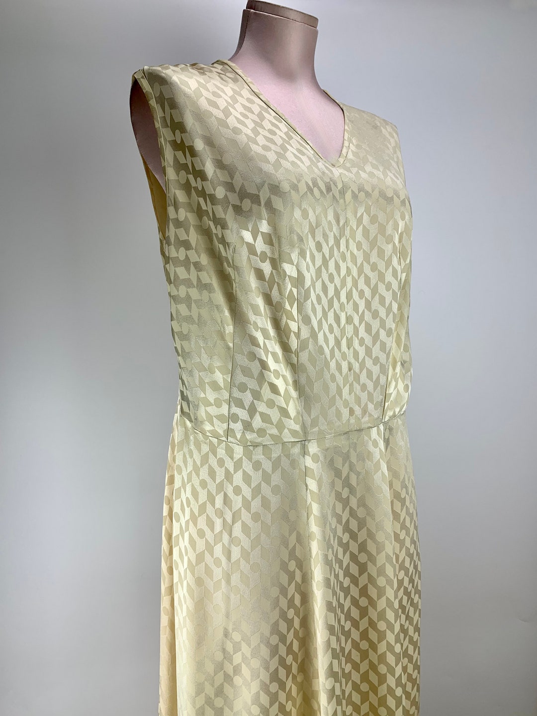 1940's Production Dress Guthrie Theater Geometric Printed Satin Rayon ...