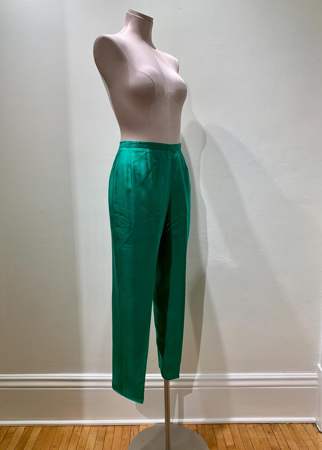 1960's SILK Capris - High Waisted Cigarette Pants - Tapered Leg - Vivid ...