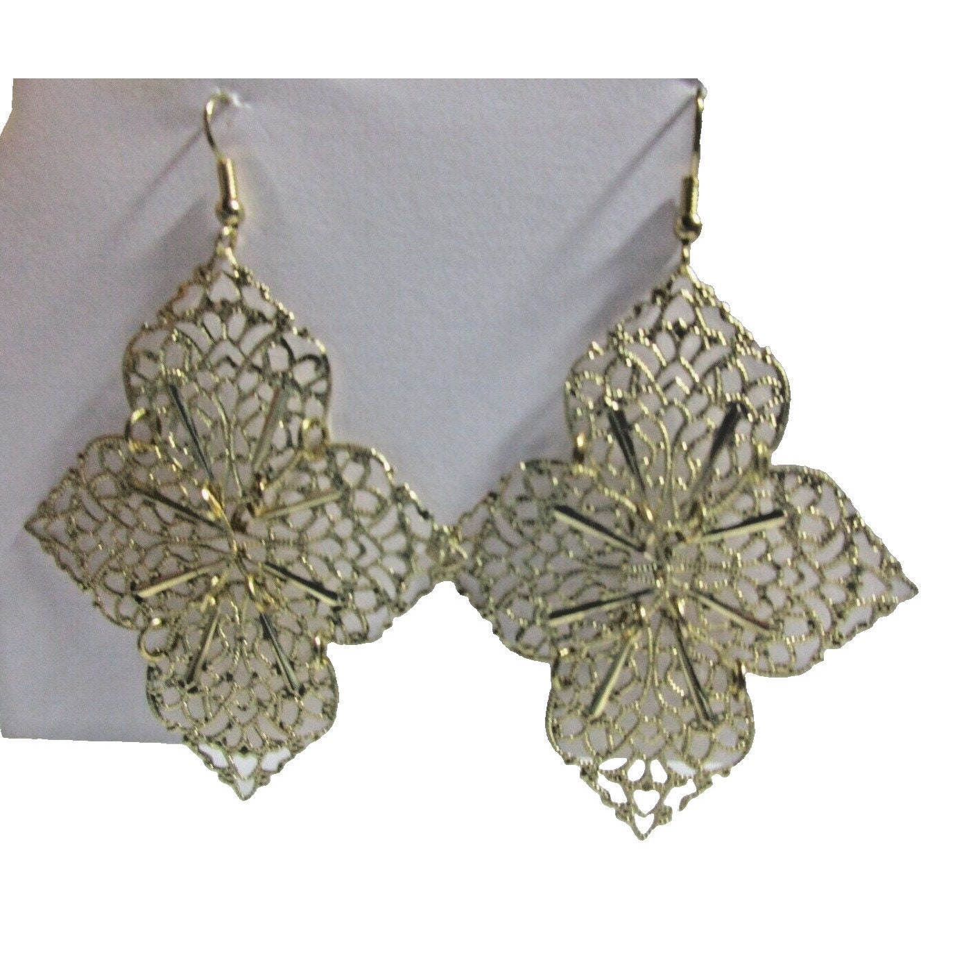 Gold Laser Cut Filigree Articulated Leaf Pierced Earrings Lightweight 2 ...