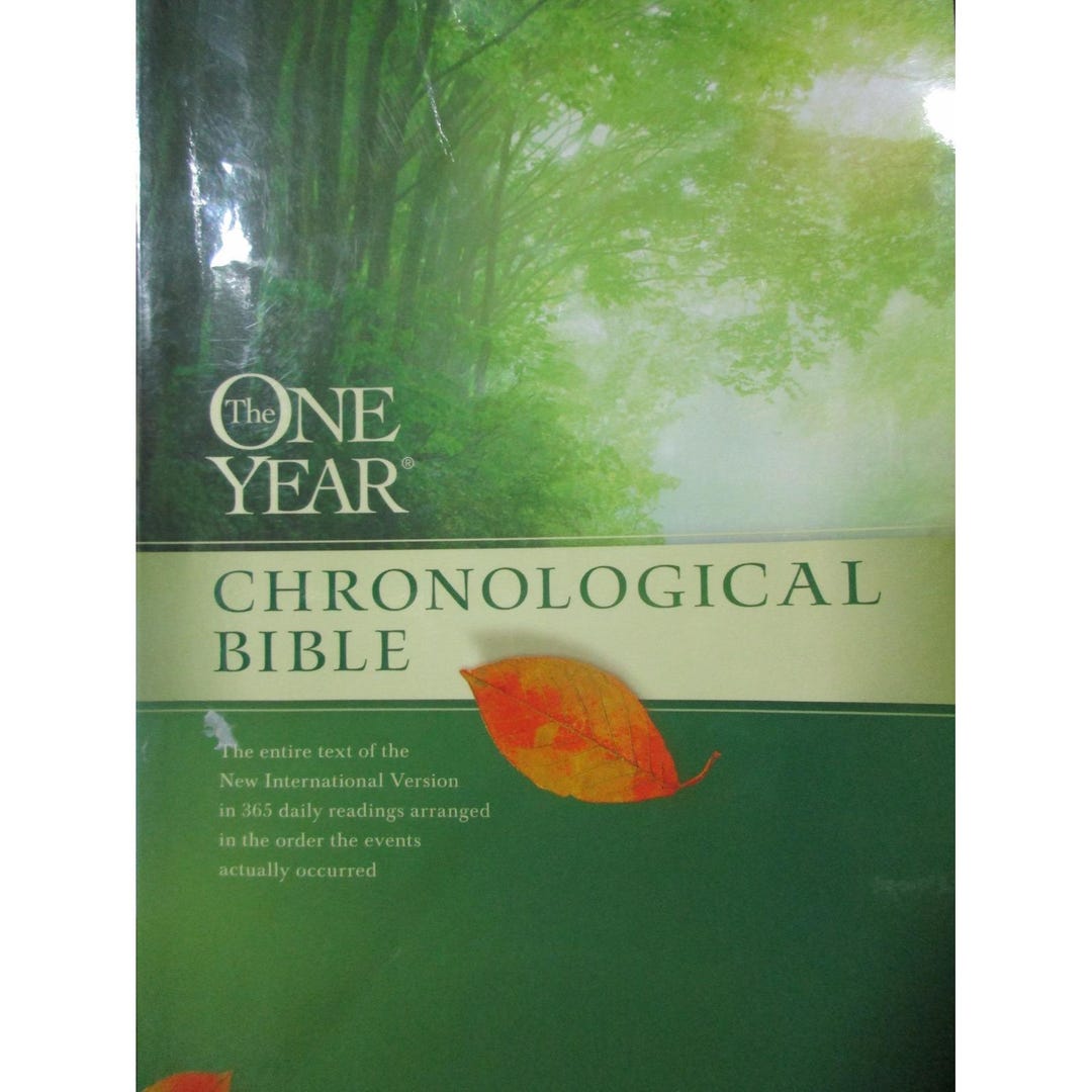 The One Year Chronological Bible - NIV (new International Version ...