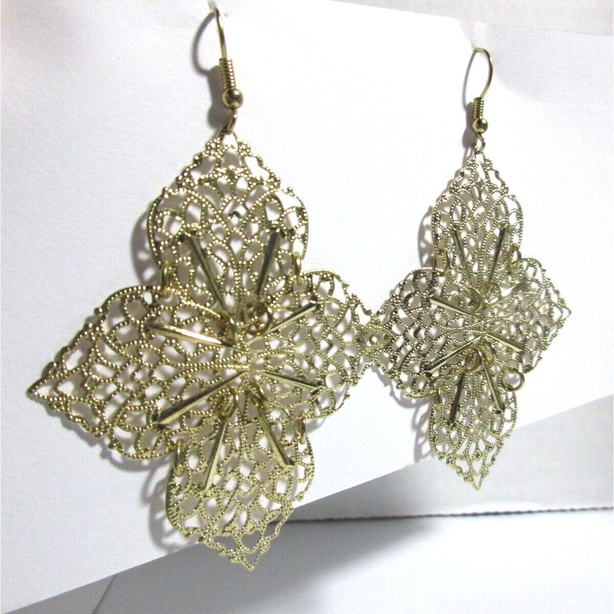 Gold Laser Cut Filigree Articulated Leaf Pierced Earrings Lightweight 2 ...