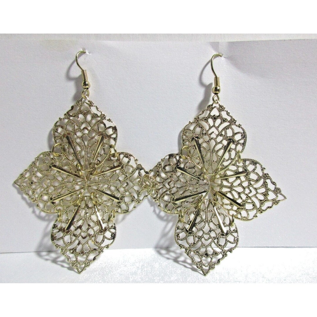 Gold Laser Cut Filigree Articulated Leaf Pierced Earrings Lightweight 2 ...