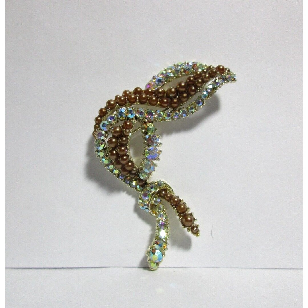 Kramer Signed Aurora Borealis Crystals Imitation Pearl Brooch 4"l Coat ...