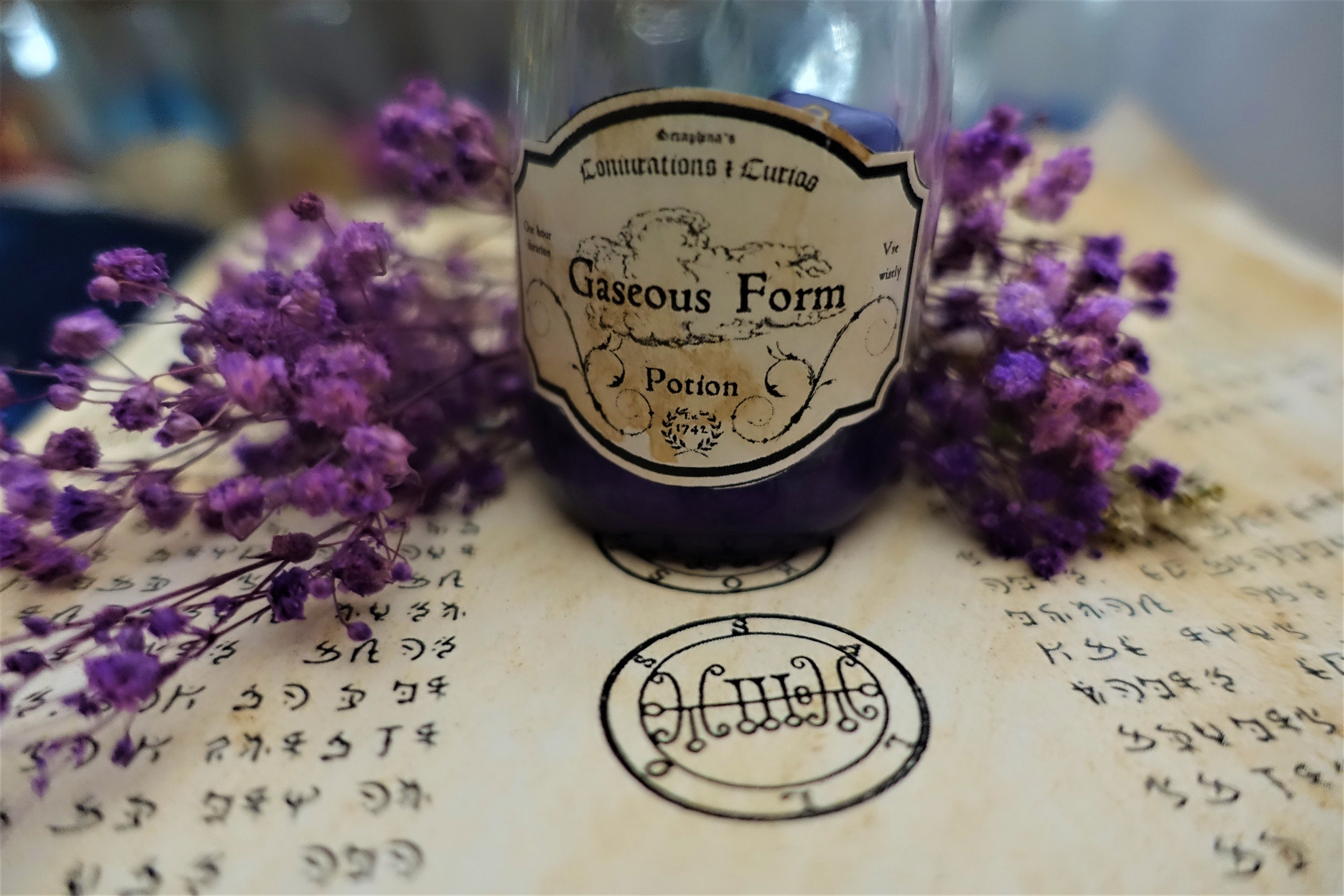 Gaseous Form Dnd Potion Bottle Dice Set Purple Polyhedral | Etsy UK