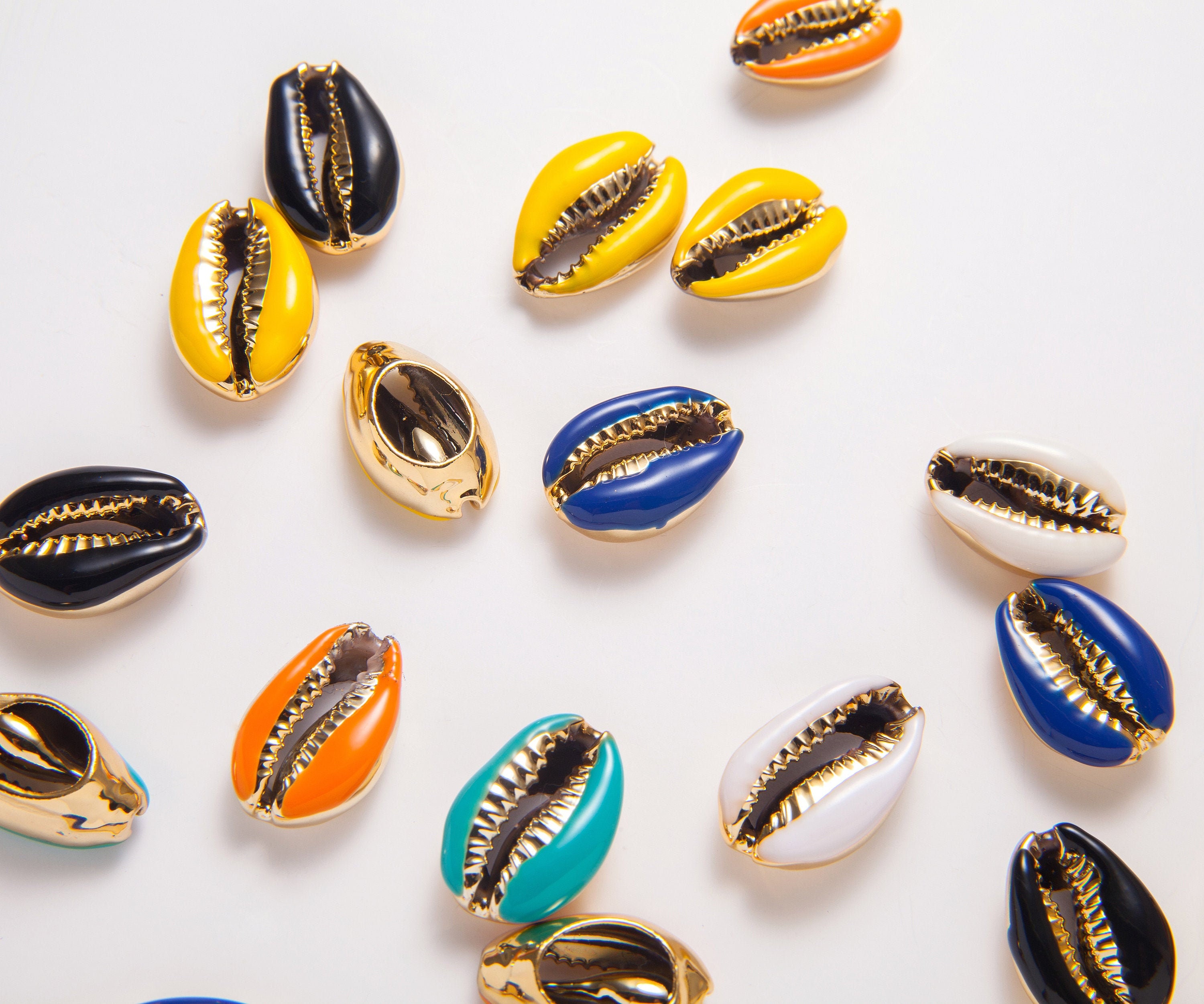 1 PC Enamel color Cowrie Shell Money Shell Shell Bead | Etsy