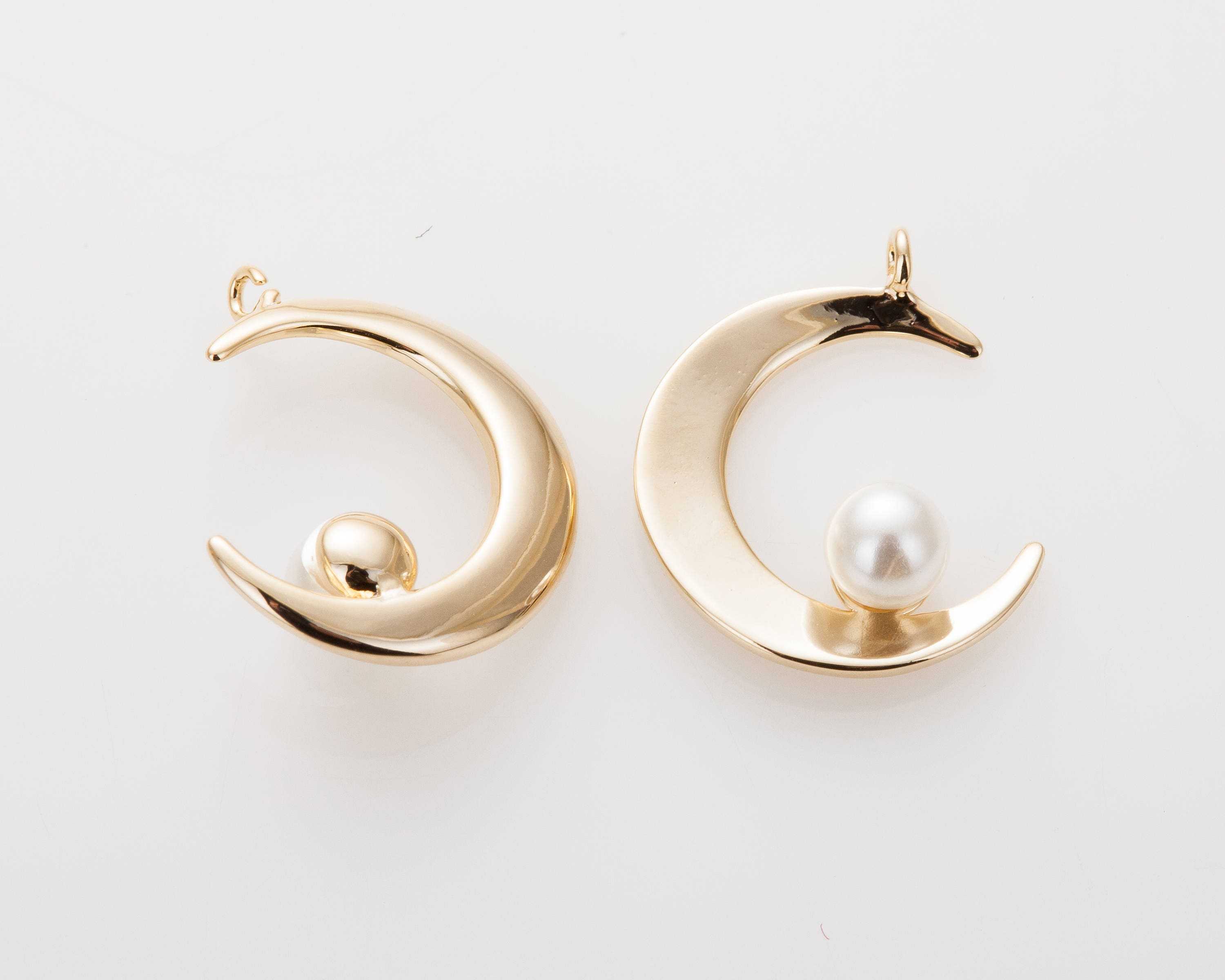 2PCS 4mm Pearl Moon Pendant Moon Charm Jewelry Supplies - Etsy