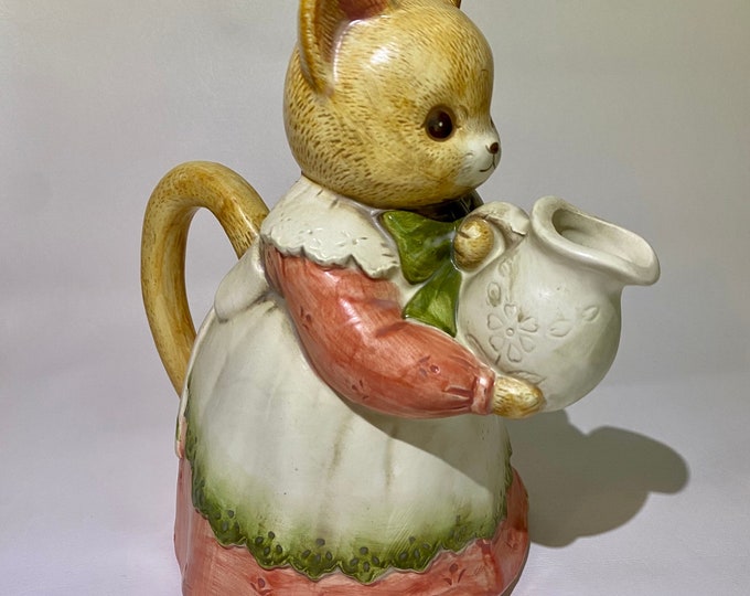 Vintage TAKAHASHI CAT Pitcher - Etsy