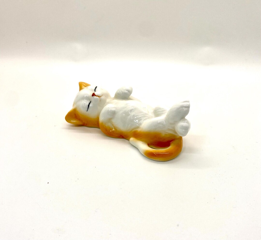 Cats of Character “tired Tom” - Etsy