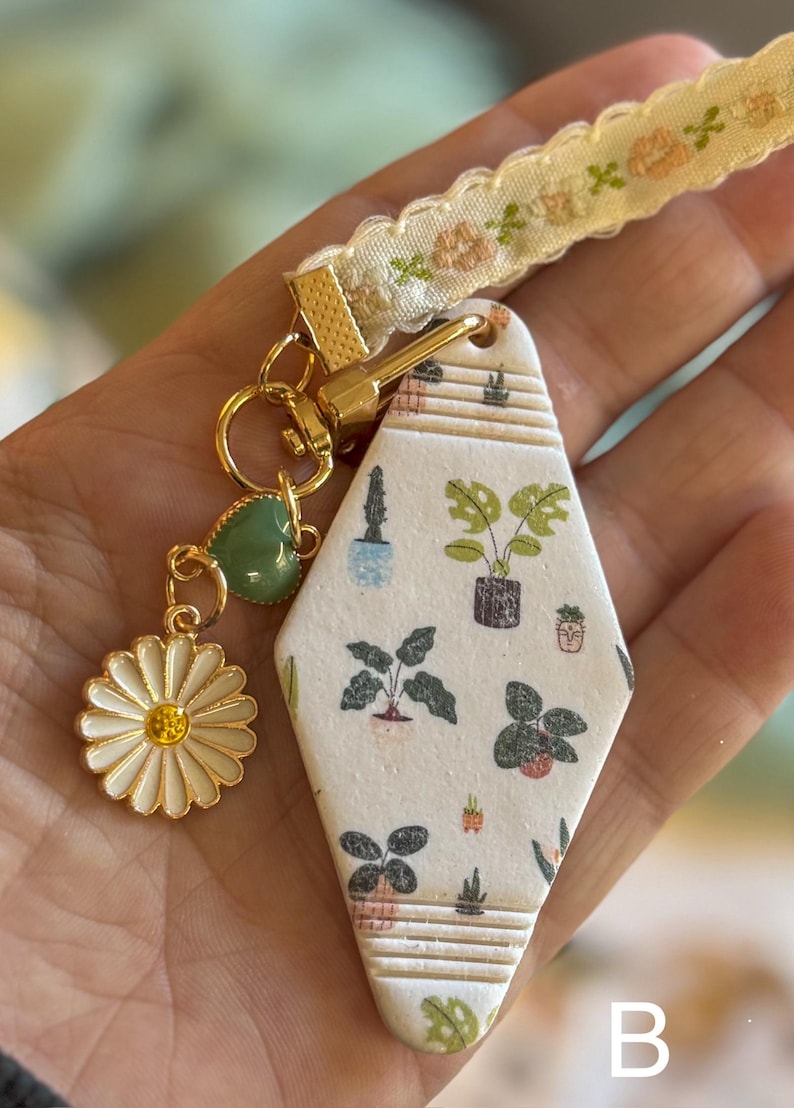 Flower Pot Motel Keychain, Polymer Clay, Gold Keychain Set With Flower ...