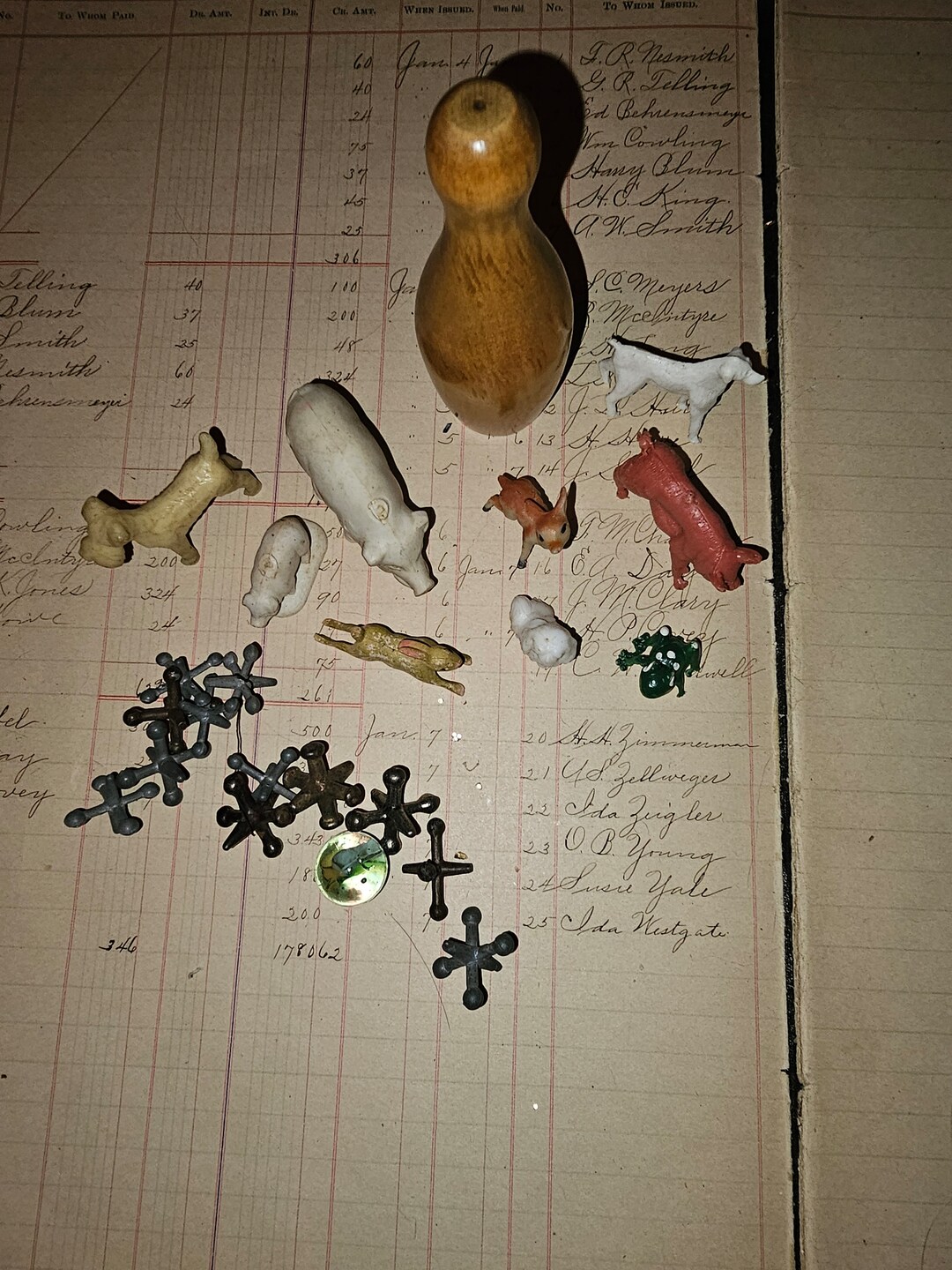 21 Piece Misc Metal Plastic Toys Junk Lot Parts Mixed Media Altered Art ...