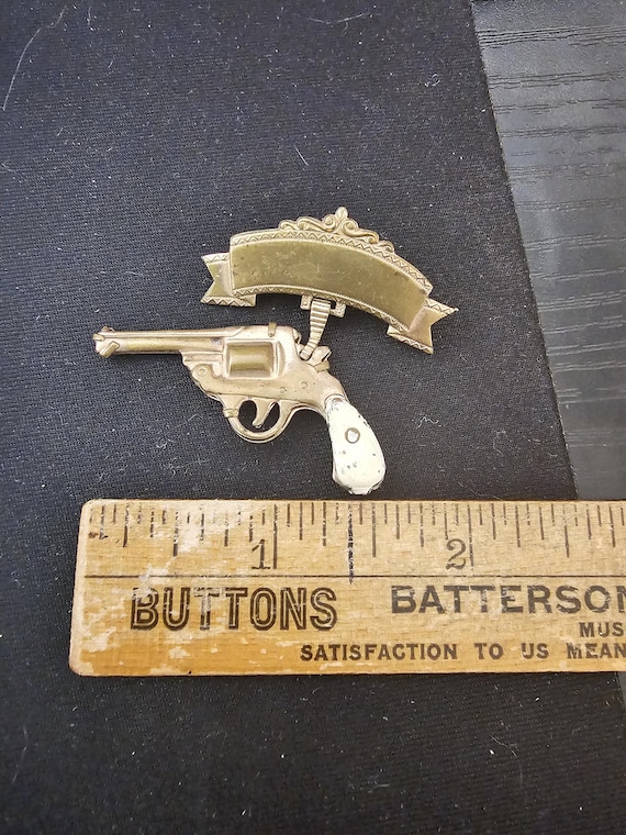 Antique Vintage Gun Revolver Pin Medal Lapel Badge - Gem