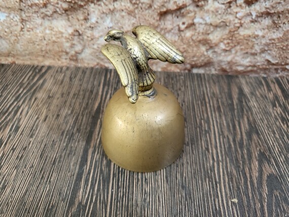 Home Décor Bells Old Brass or Bronze Patriotic Bell Eagle Finial 3 Iron ...