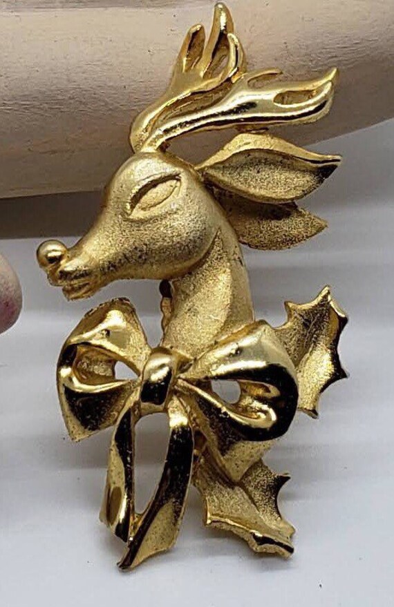 1960s Brushed & Shiny Gold Tone Vintage Rudolph Reind… - Gem