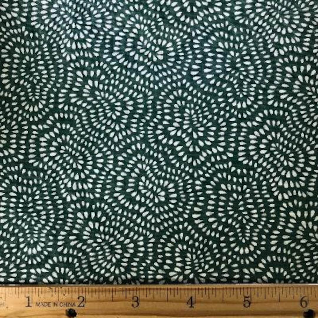 Hunter Green Calico Print Fabric - Quilting Cotton Fabric - Fabric by ...