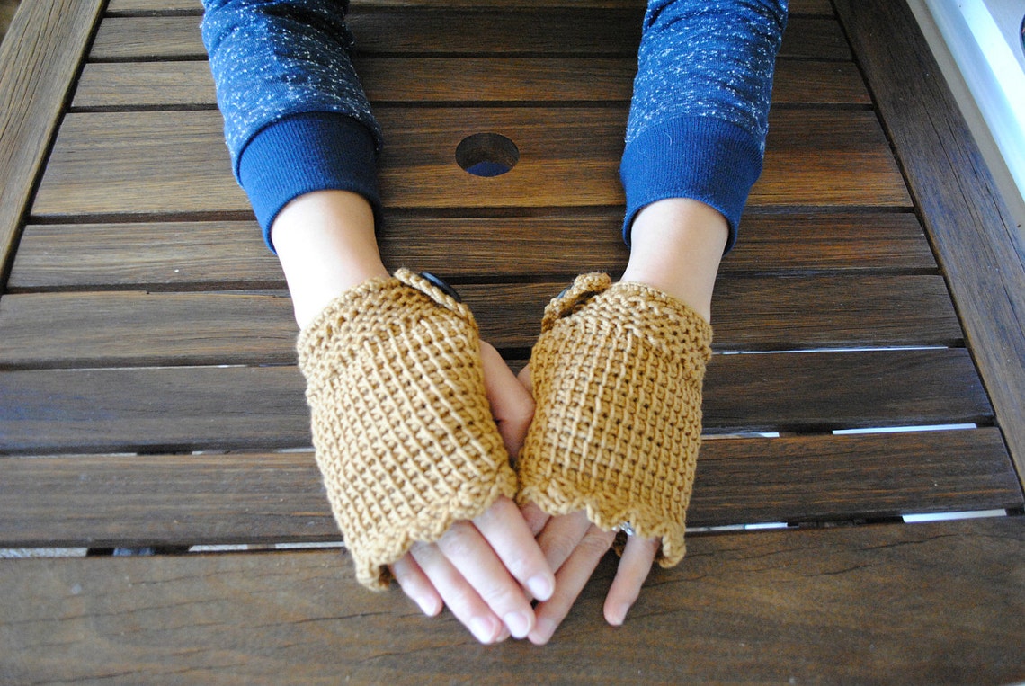 Pattern of Sweet Waffle Fingerless Mittens: Pair of Buttoned Tunisian ...