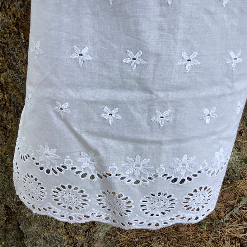 BESTSELLER Eyelet White Dirndle Apron for Octoberfest White - Etsy