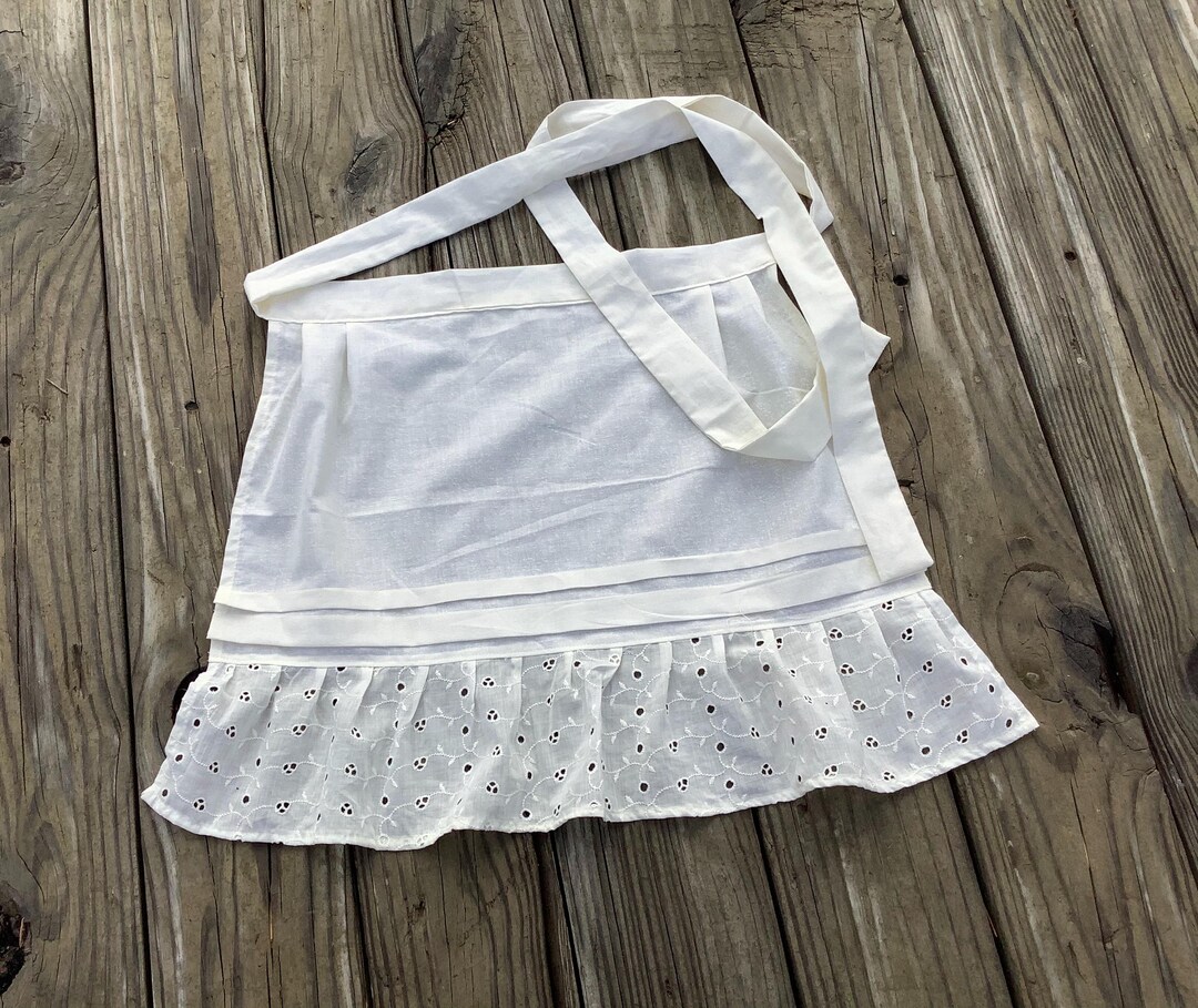 Off White Ruffled Apron for Kitchen, Costumes, Oktoberfest Apron Fall ...