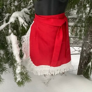 Christmas Red & White Aprons, Mrs Santa Outfit Aprons, Old Fashioned ...
