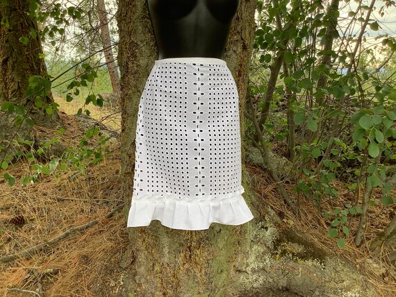Girls White Apron Small White Half Apron Eyelet Fabric White - Etsy
