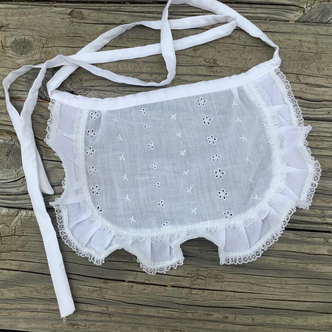 Children White Eyelet Apron With Ruffle, French Maid Apron, Old ...