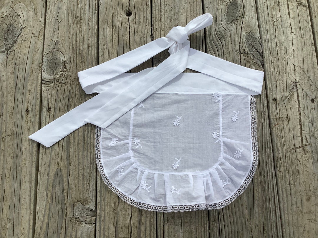 Small Apron for Women Old Fashioned White Apron, French Maid Apron ...