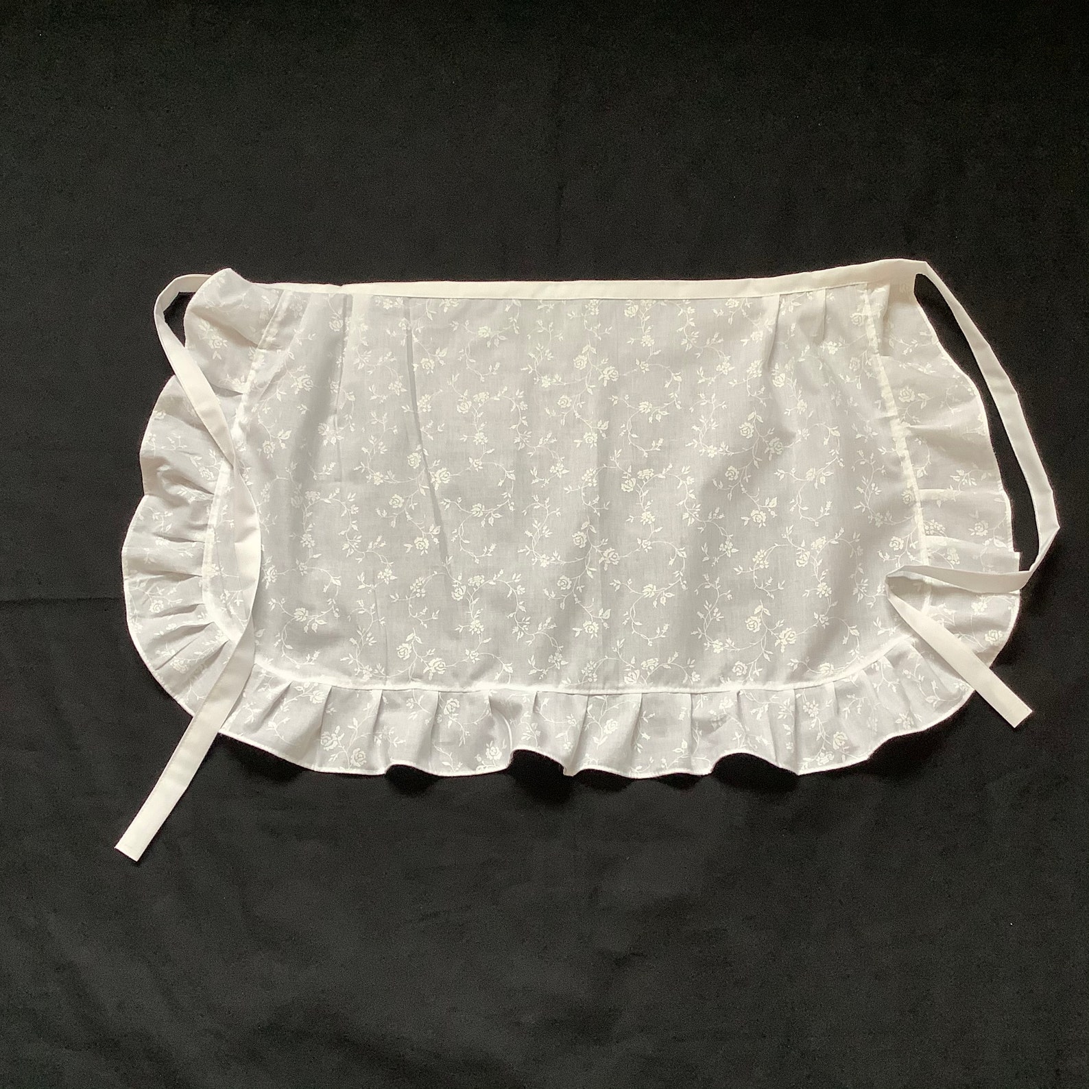 Women White Apron with Ruffle Free Shipping Gift Maid apron | Etsy