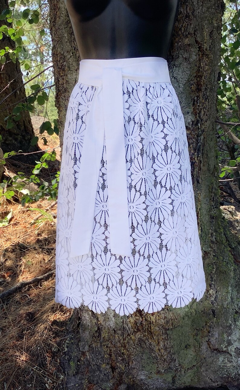 Cotton White Lace Apron Octoberfest Apron Ready to Ship - Etsy