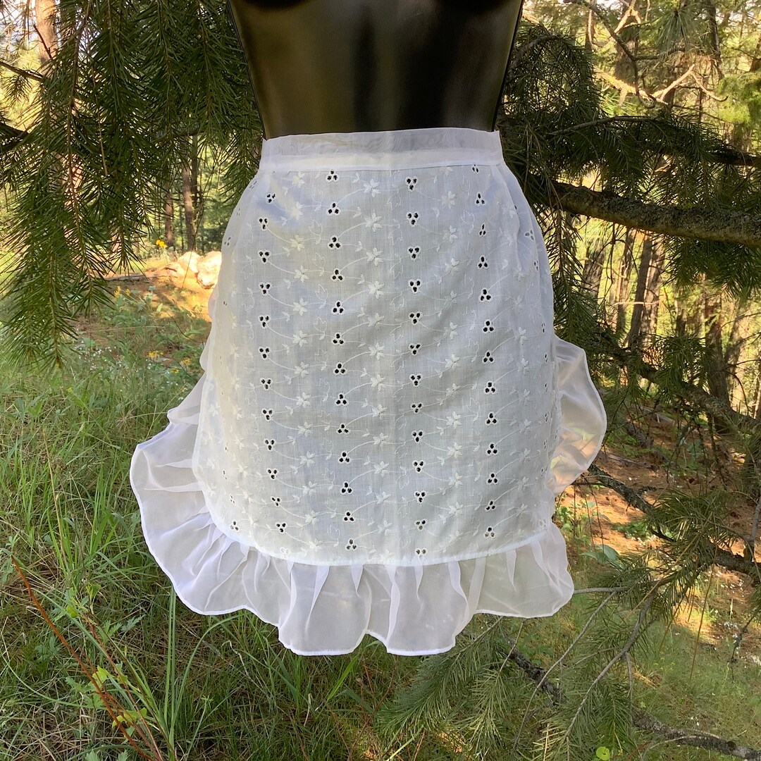Large Women Eyelet Apron With Sheer Ruffle, White Cotton Apron for ...