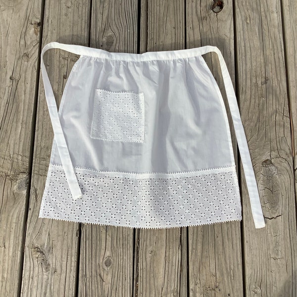 Old Fashioned Apron - Etsy