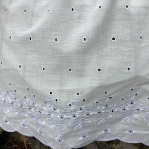 Pretty Eyelet White Dirndle Apron for Octoberfest, White Eyelet Apron ...