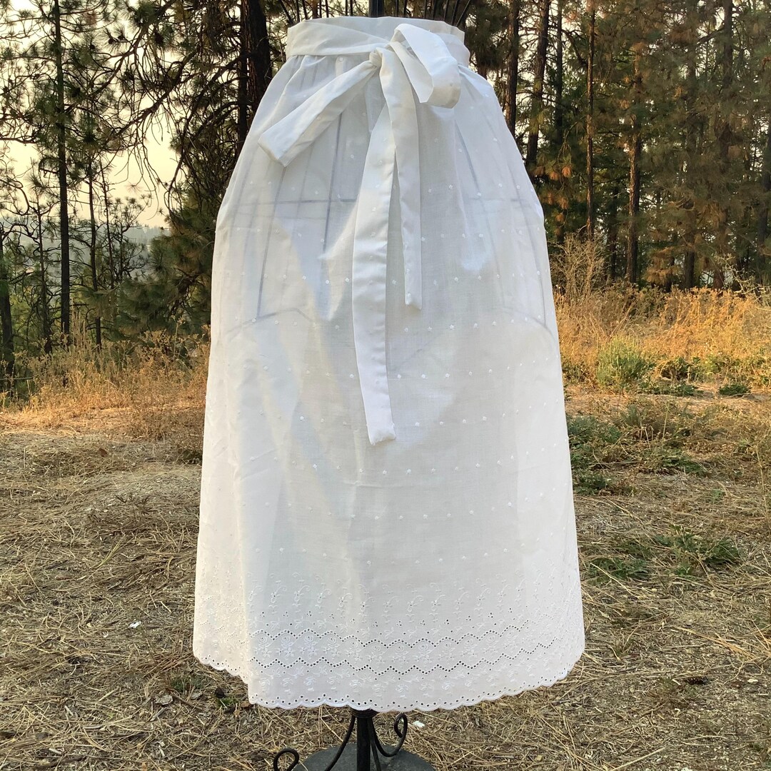 White Eyelet Apron, Pioneer Apron for Victorian Festival Ladies Apron ...