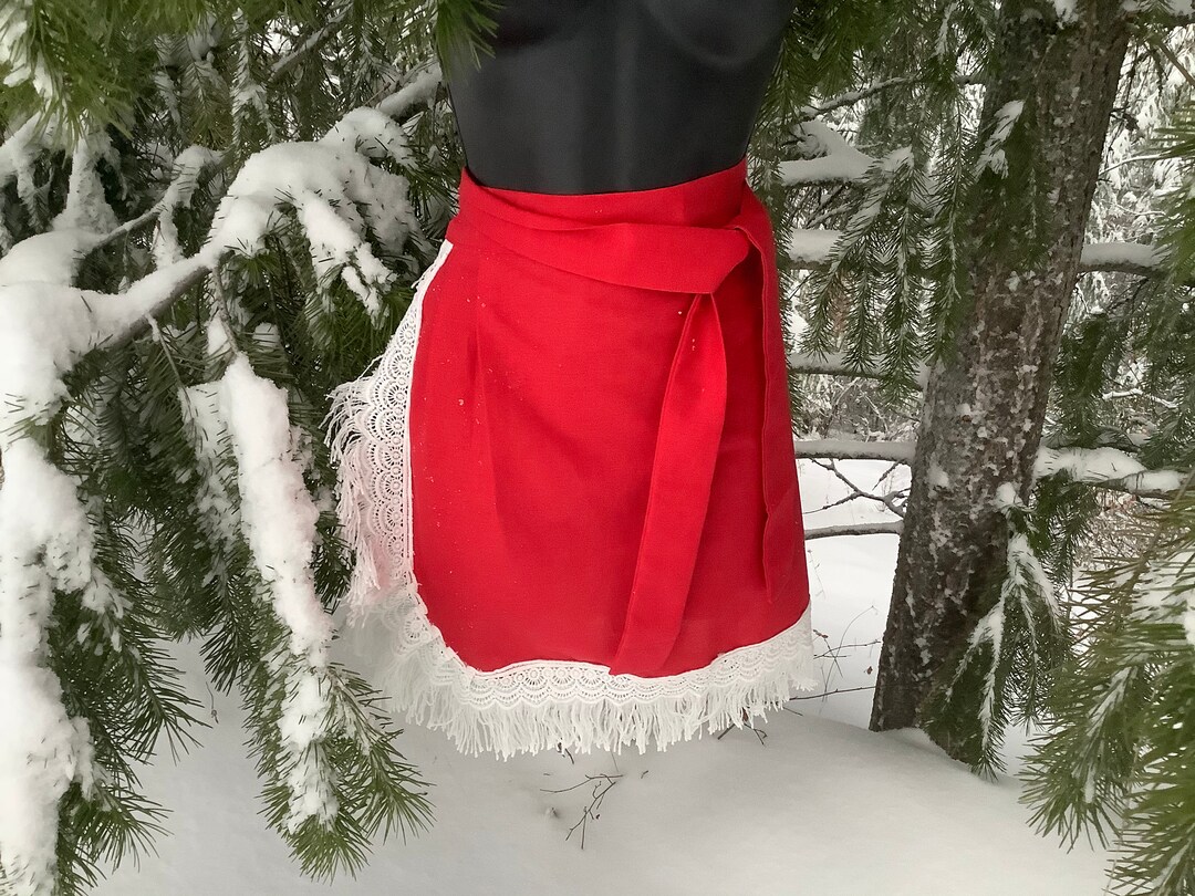 Christmas Red & White Aprons, Mrs Santa Outfit Aprons, Old Fashioned ...